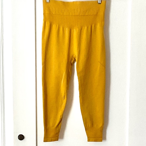 JoyLab | Pants & Jumpsuits | Joy Lab Jogger High Ankle Legging Gold ...